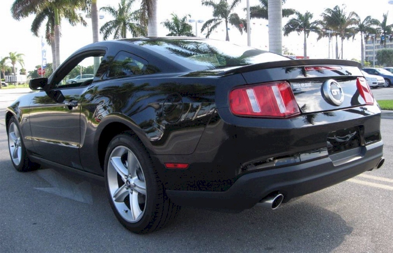 Black 2010 Ford Mustang GT Coupe